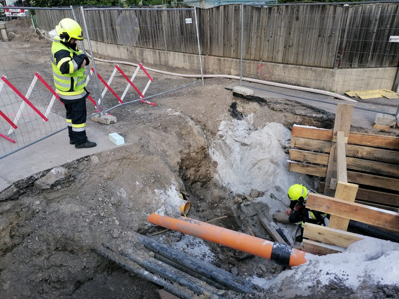 Übung: Arbeitsunfall in Künette - Feuerwehr Kindberg-Stadt